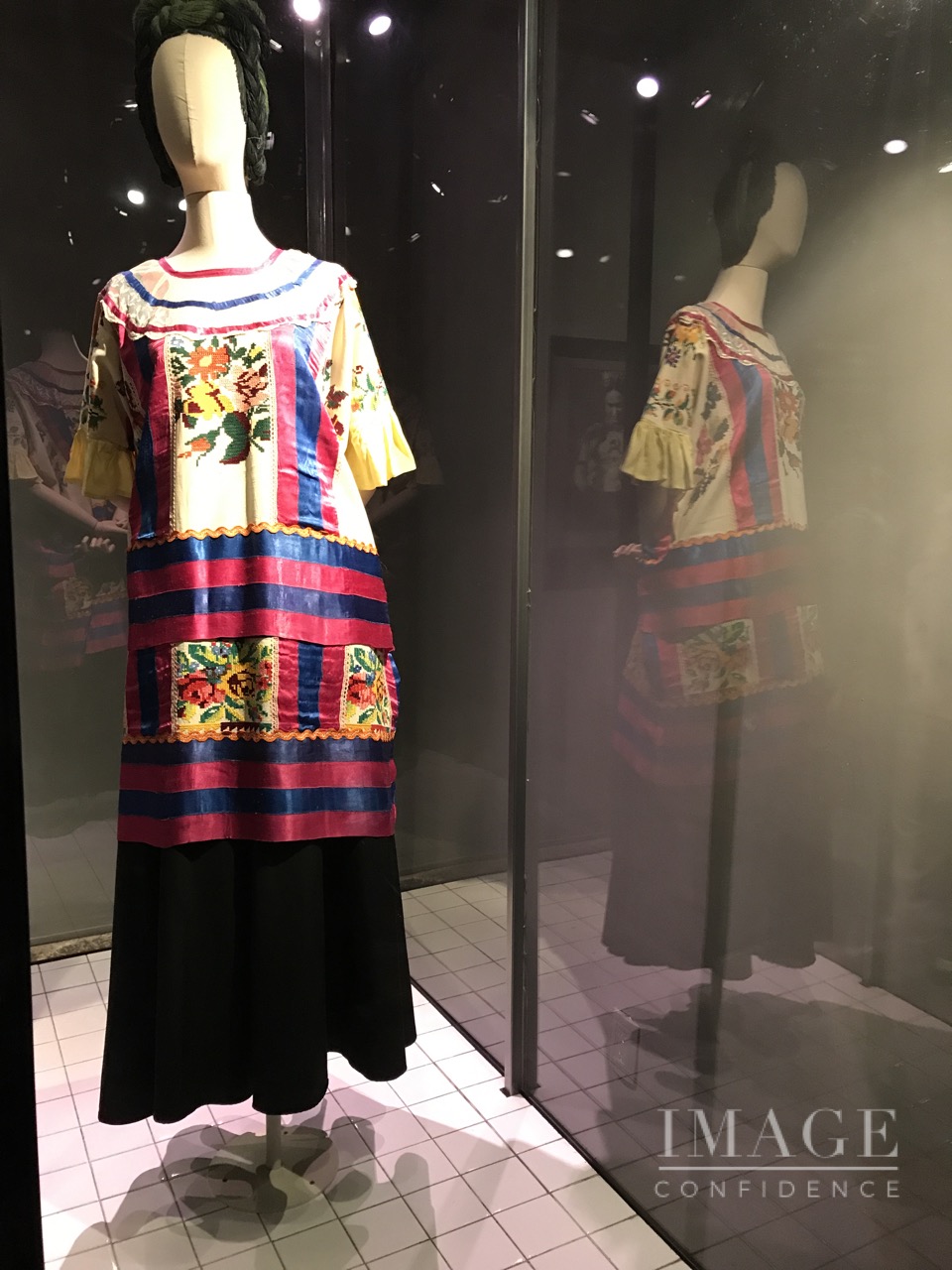 Frida Kahlo: The Artist’s Fashion Style at La Casa Azul - Image Confidence